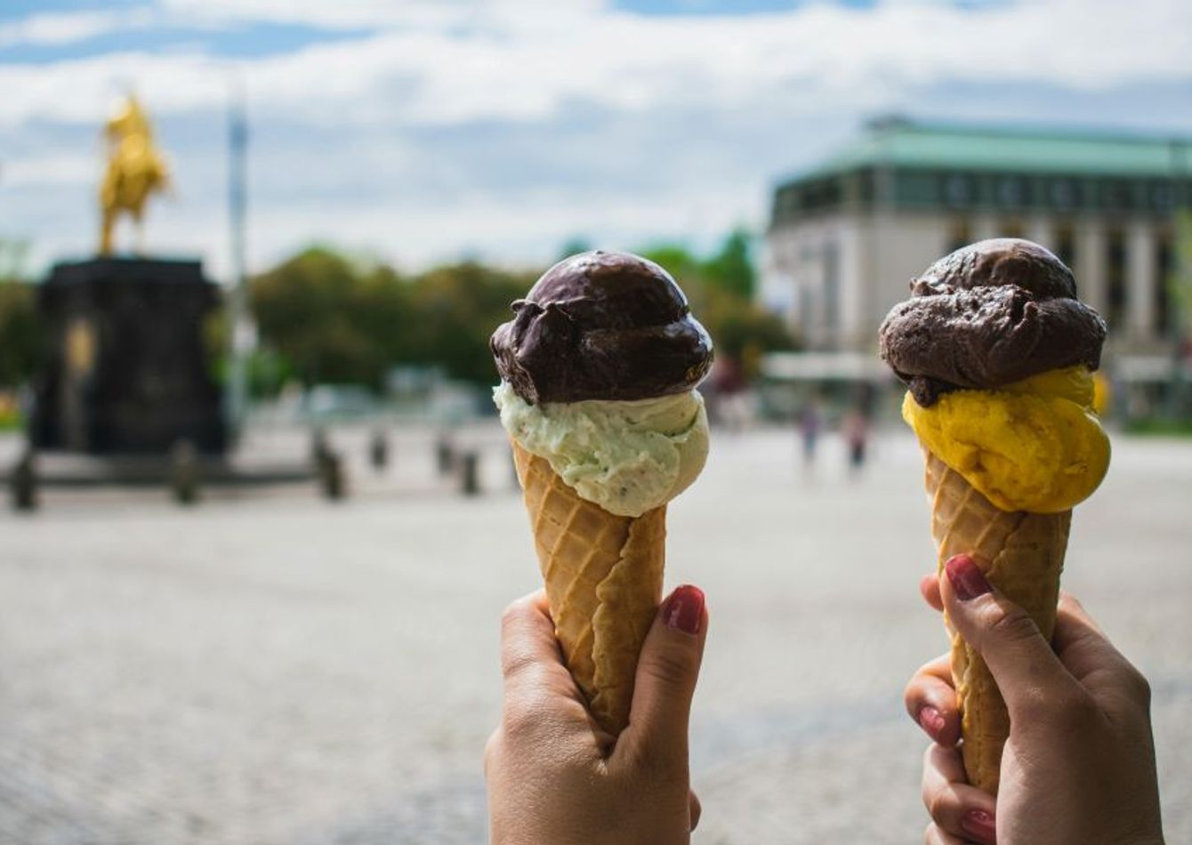 Award Winning Nitrogen Frozen Yogurt and Ice Cream Shop In US South ...